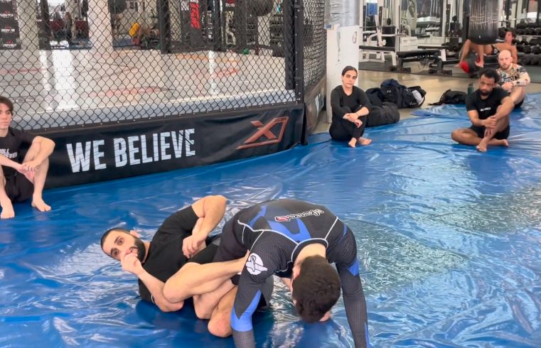 2/2 Butterfly Guard to Body Lock Sweep to Ashi Garami Leg Lock ...